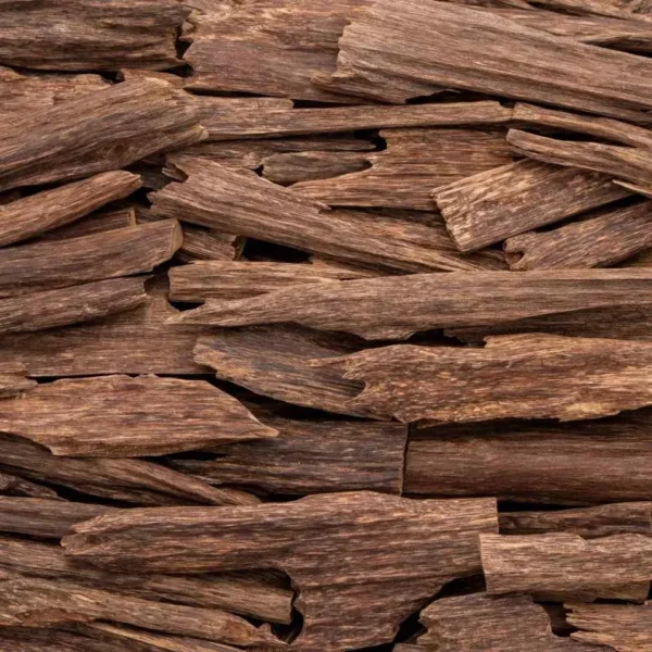 Indian Assam Oud Wood Chips - عود الماهر